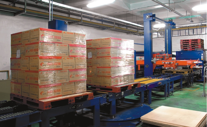 Auto Palletizer for Small and Large Packaging - JING HENG SING